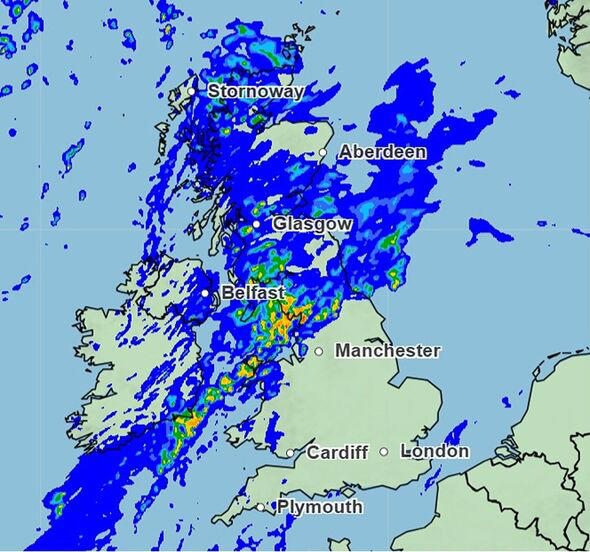 Met Office names 14 areas facing rain on Thursday amid 'contrasting ...