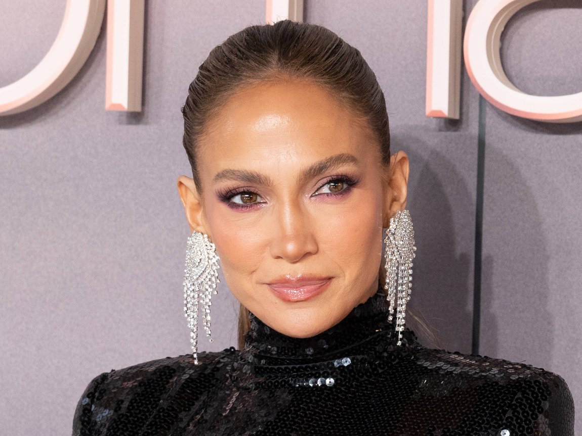 98 days without a break: Jennifer Lopez talks about collapse