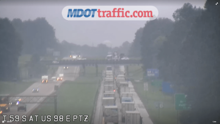 7-vehicle crash blocks all lanes on I-59 N in Hattiesburg