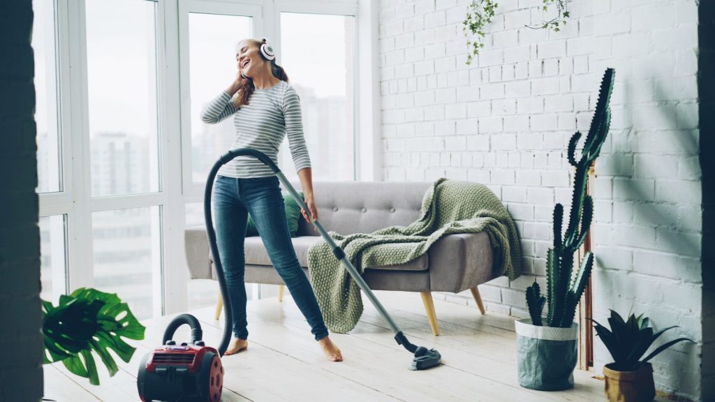 The vacuum setting most people ignore that can make carpets look ...