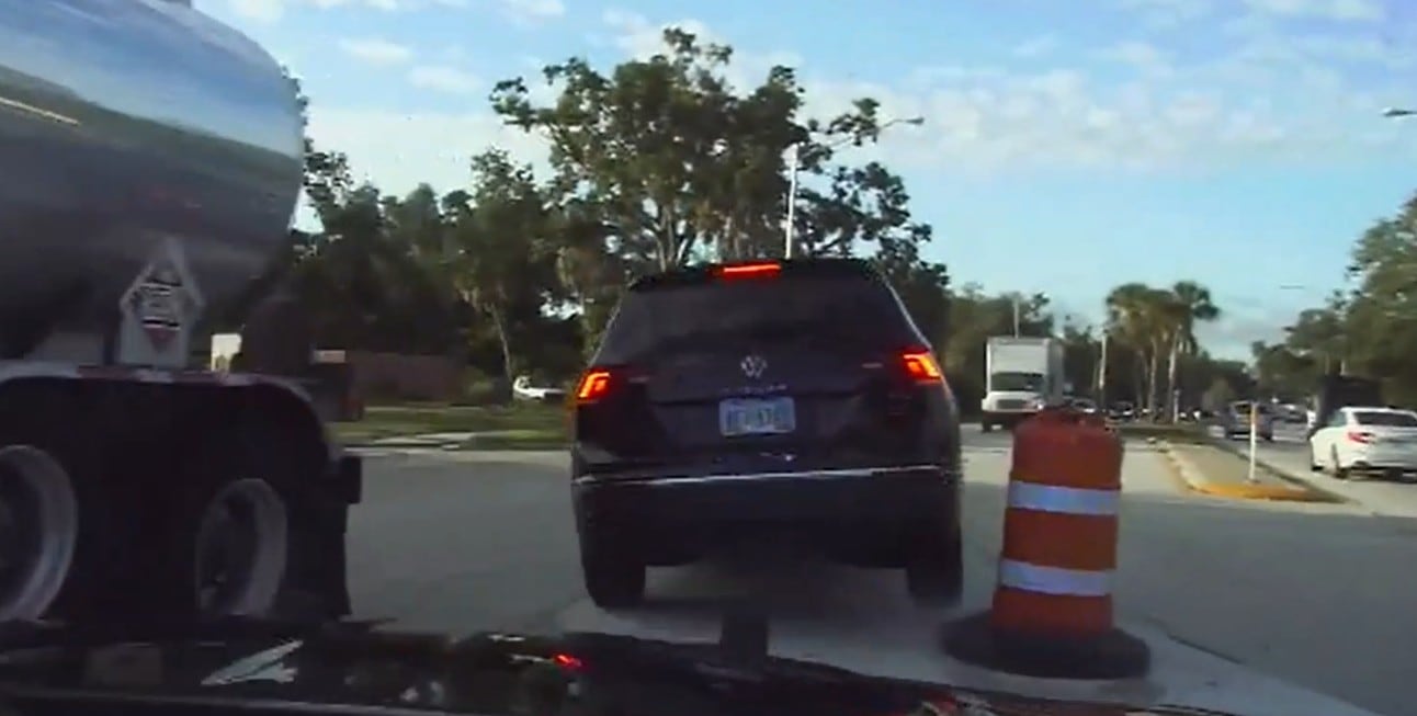 Driver flees after high-speed chase across Sunshine Skyway Bridge