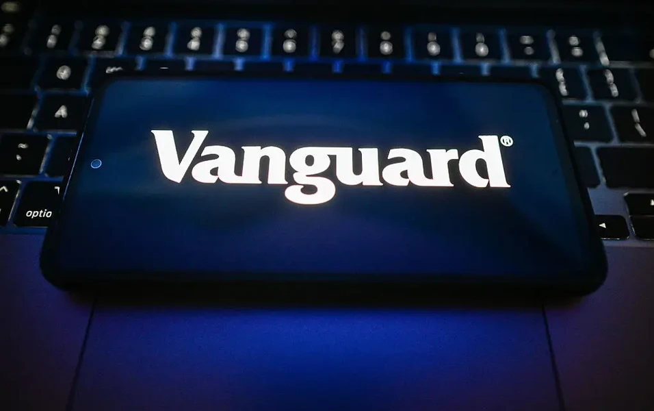 Vanguard reports record 401(k) balances but widening savings gap