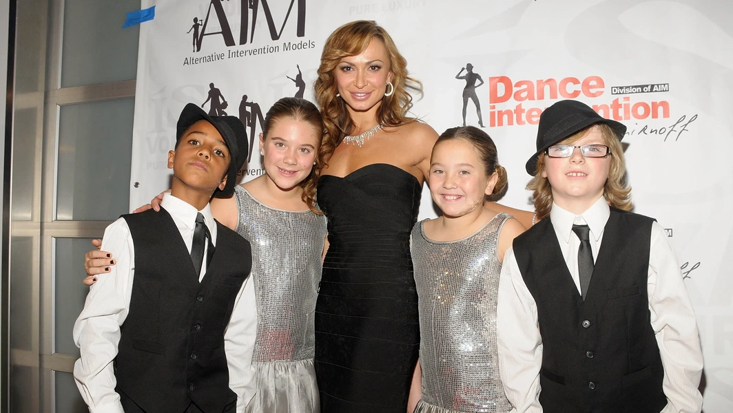 6 DWTS pros who embraced parenthood