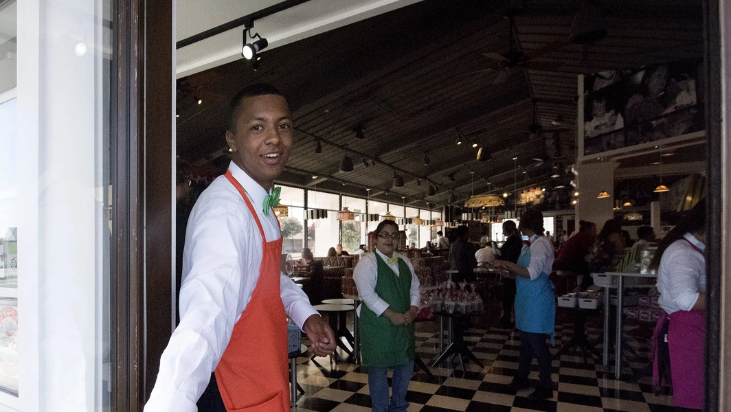 Inside the life of a restaurant server