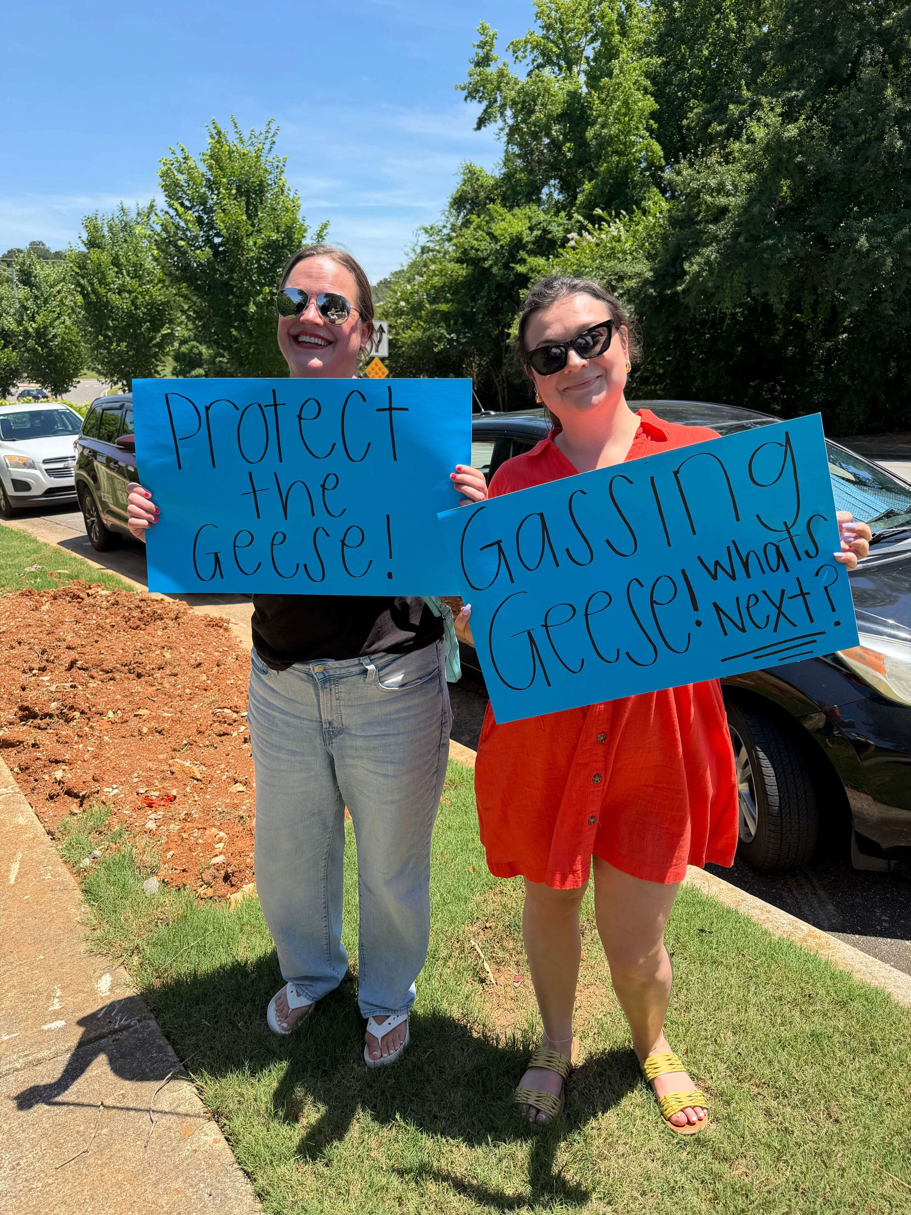 Plans to gas hundreds of geese brings out protesters in north Alabama ...