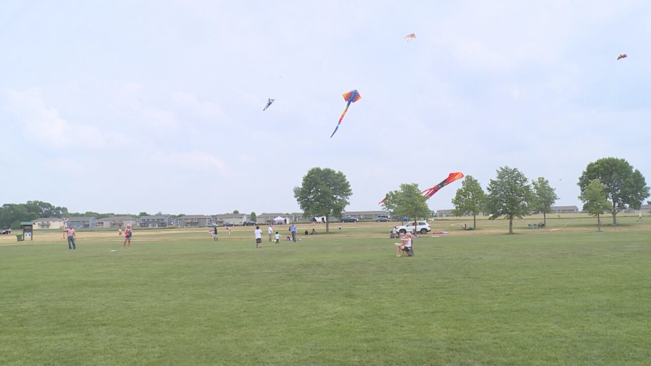 Small town spotlight: Brookings Kite Festival returns this weekend