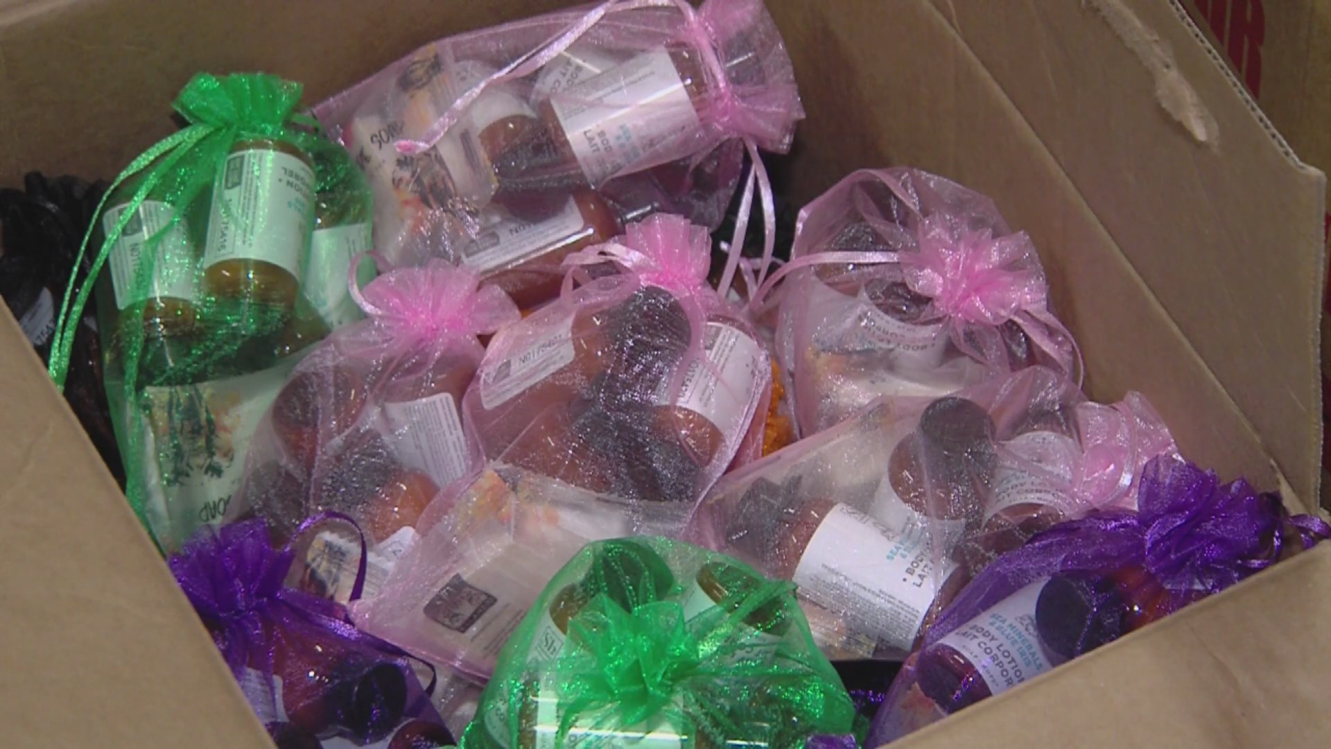 Kalahari Resorts lends hand with toiletry care packages | 28/22 News