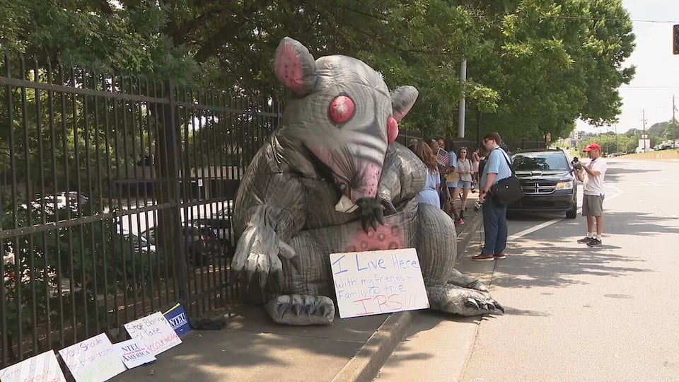 Workers in rat-infested IRS building find new problems at new facility