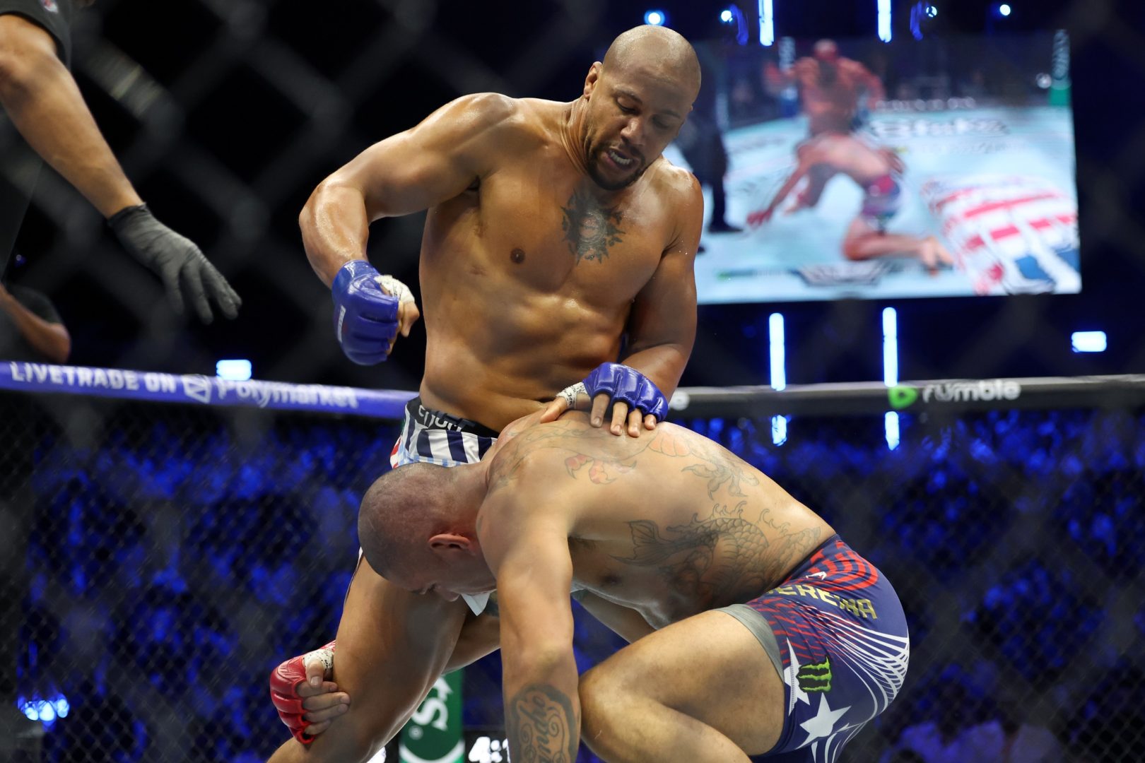 Alex Pereira alleges illegal strikes cost him interim heavyweight title ...