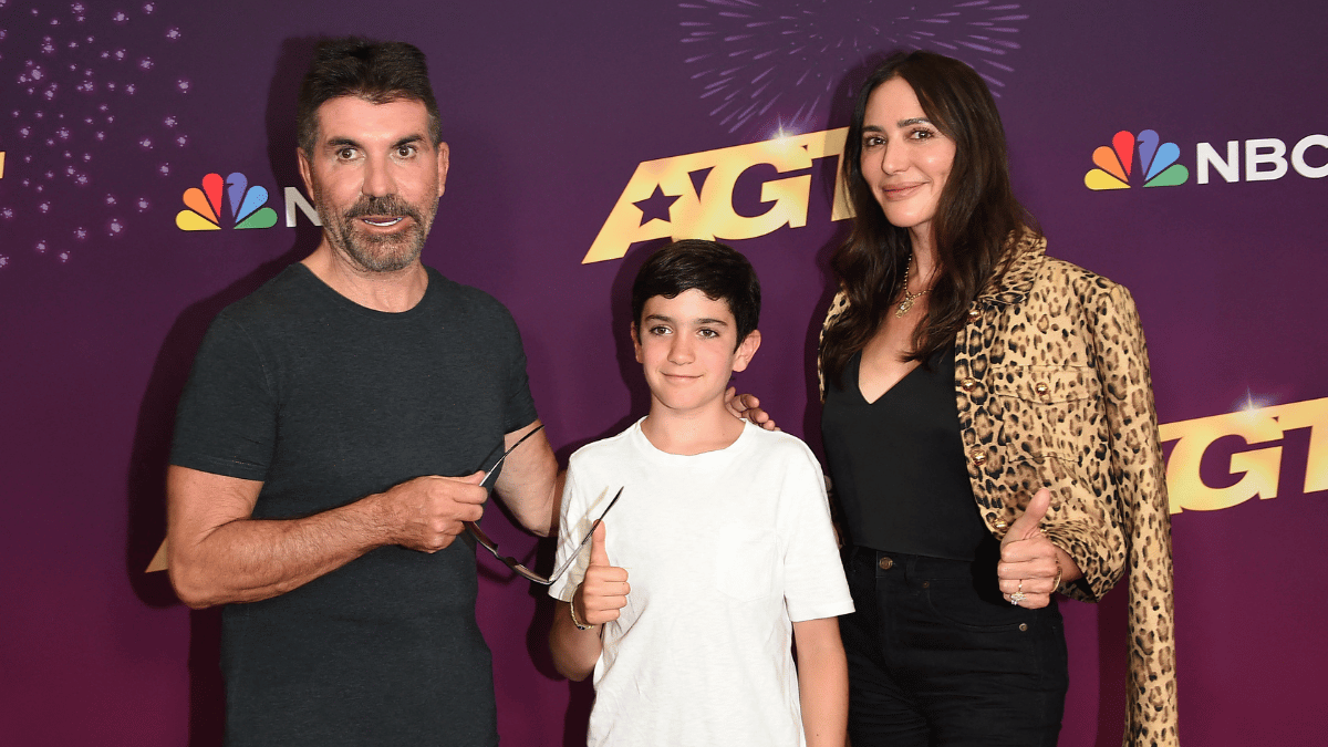 Simon Cowell's fiancée Lauren Silverman finally addresses getting ...