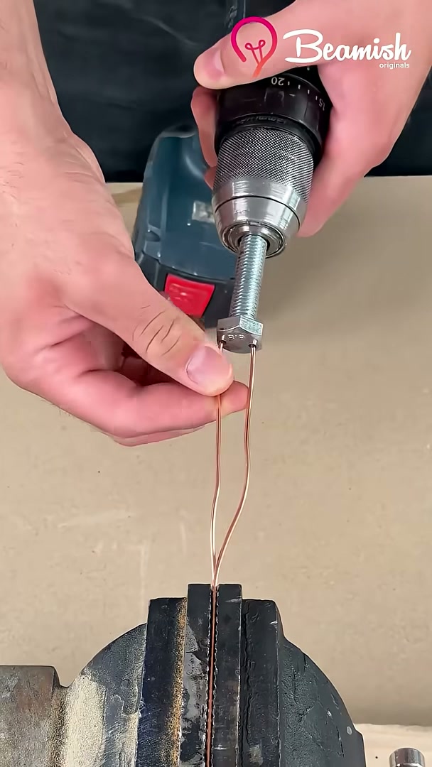 Easy wire twisting technique #simple #wire #twisting #method