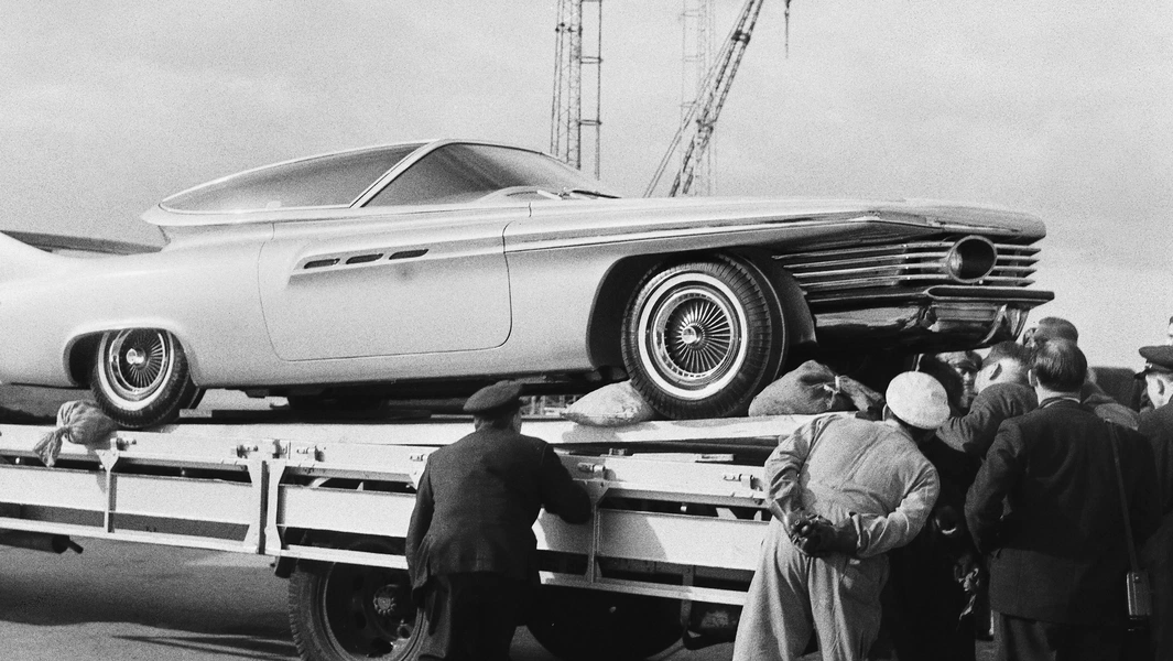Chrysler’s turbine car and the jet age in automobiles
