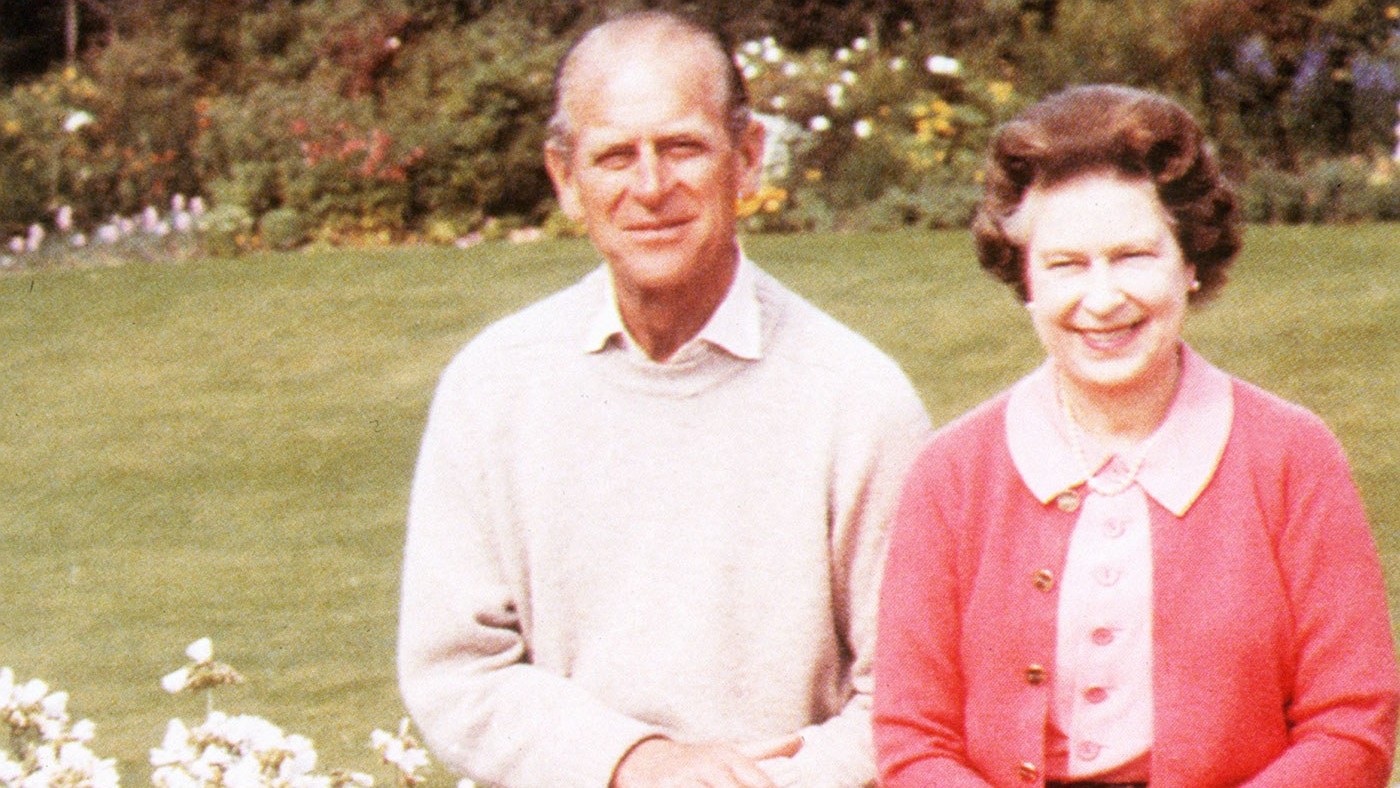 Queen Elizabeth loved picnics as royal butler dishes on royal family’s ...