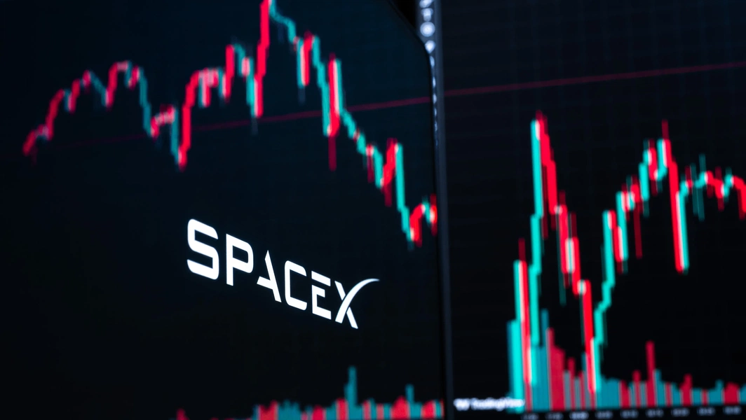 SpaceX options debut shatters records, fuels stock surge