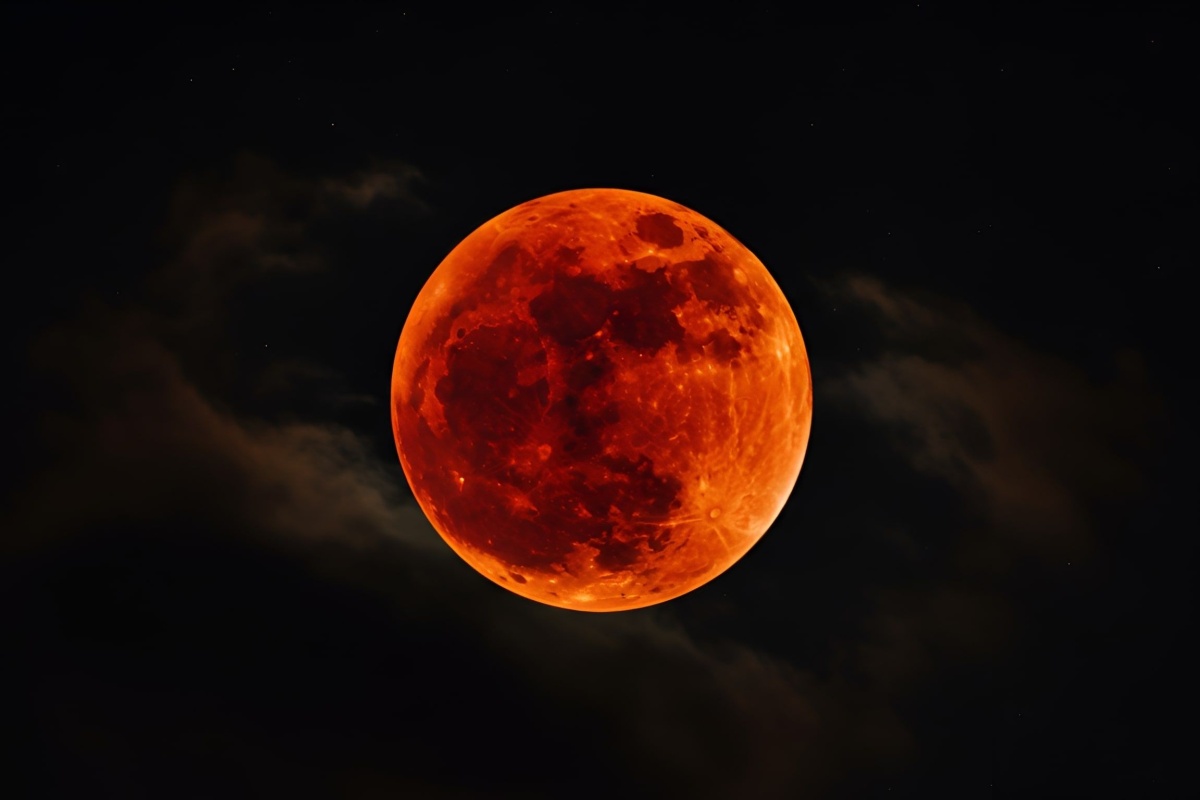 Eclipse de lua: entenda como ele influencia o mapa astral