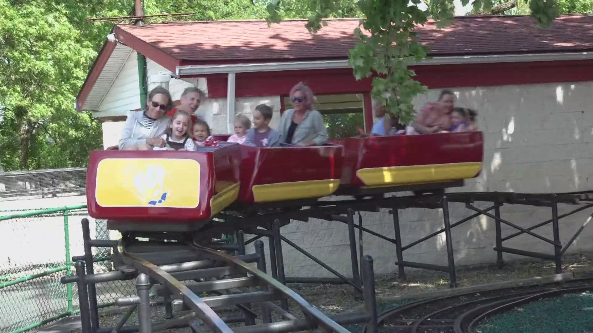 British roller coaster club spends hours at Northeast Ohio amusement ...
