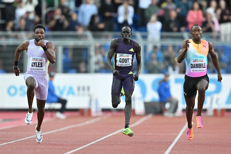 Noah Lyles beats Gout Gout in world-best time over 150m
