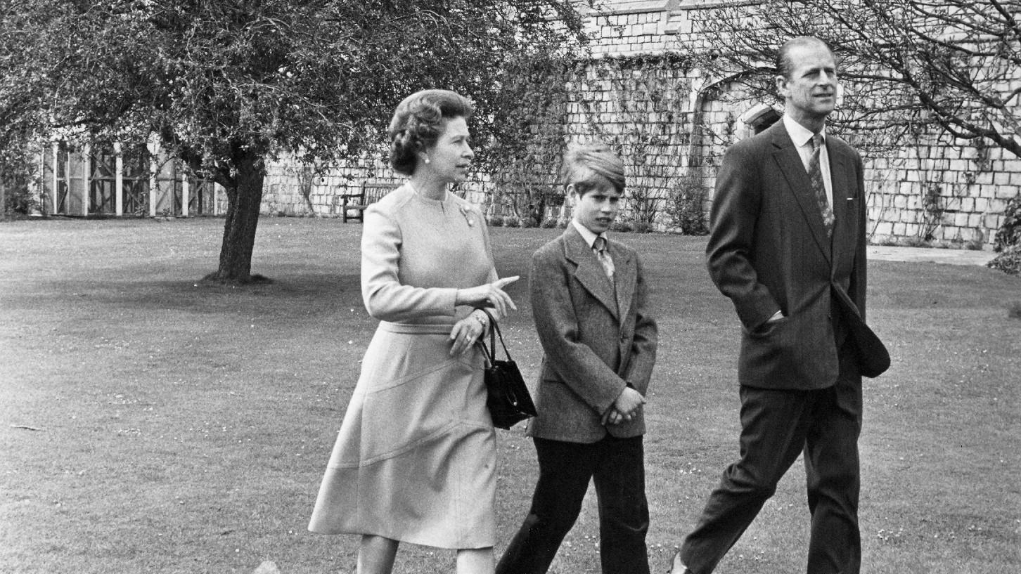Queen Elizabeth loved picnics as royal butler dishes on royal family’s ...
