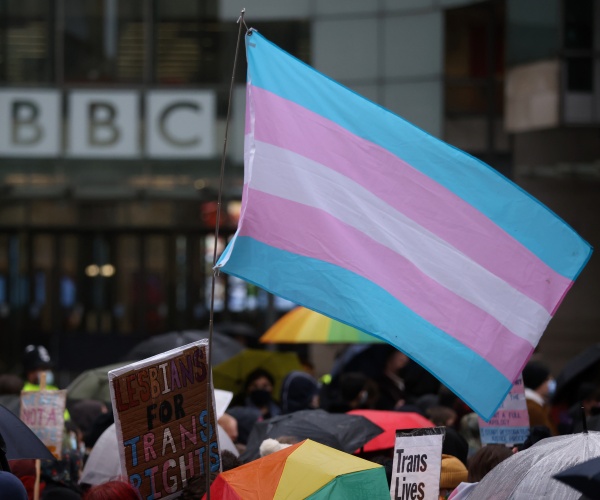 Judge blocks Idaho transgender bathroom law