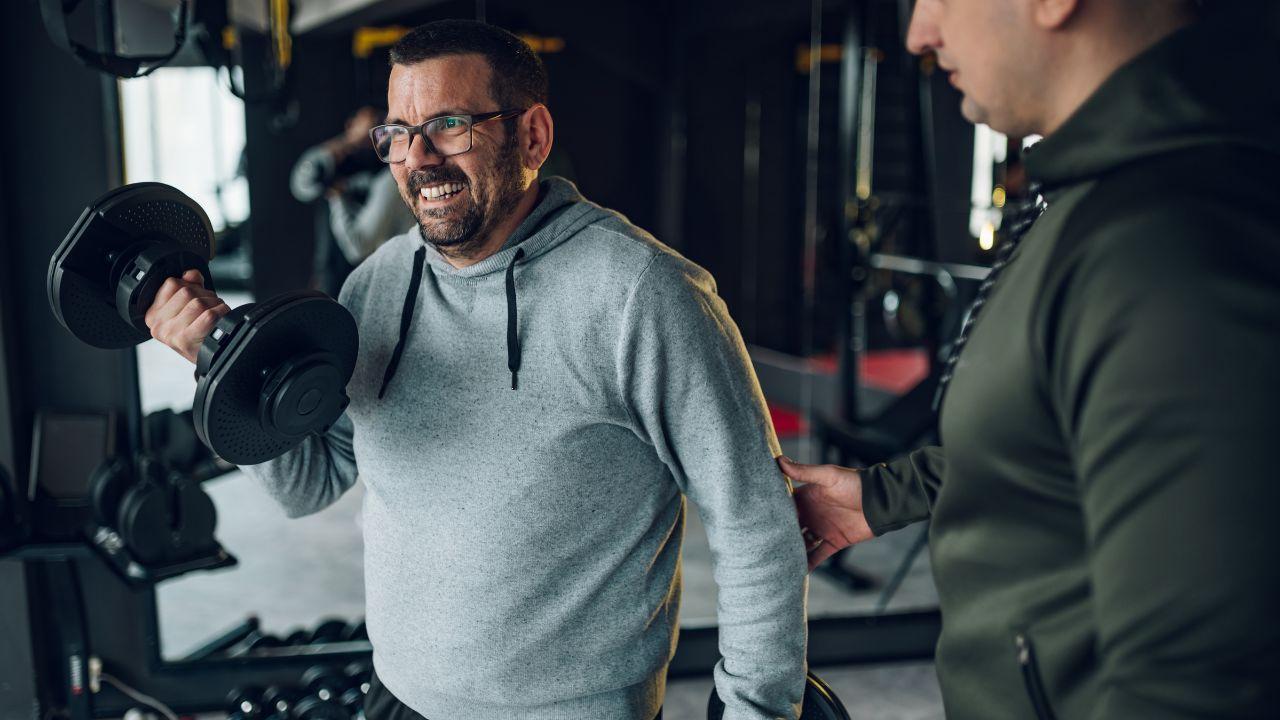 Treinar no frio ajuda a queimar mais calorias? Veja o que é mito e verdade
