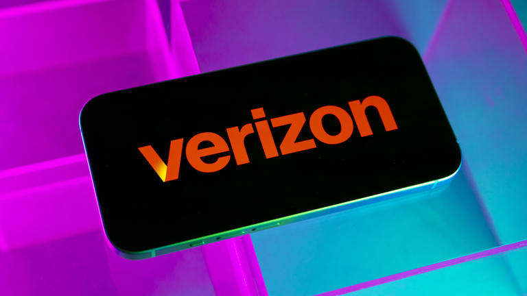 New Verizon Shine loyalty program seeks to reward longtime subscribers