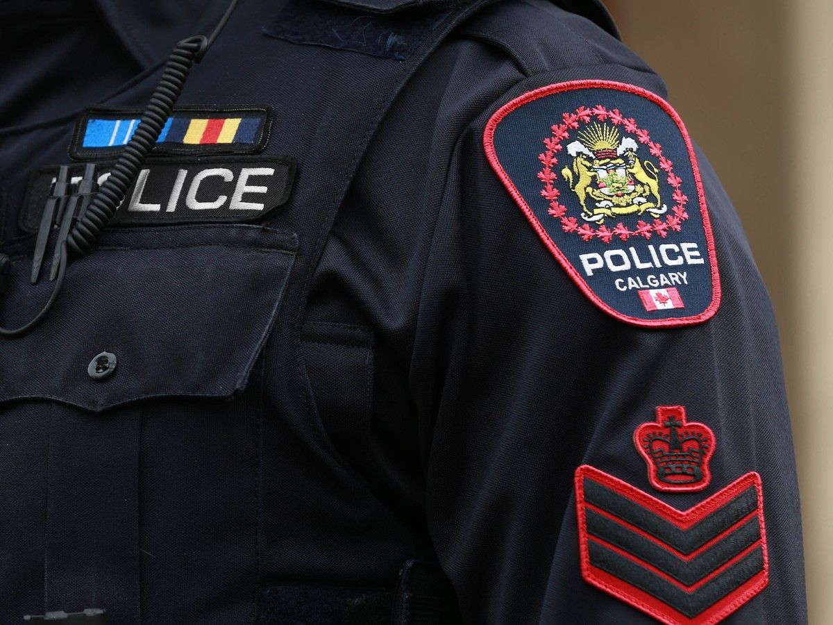 Police investigating after man allegedly exposes himself to students ...