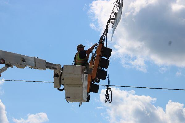 Georgia DOT announces new traffic light signal at SR 204 and Old River Road