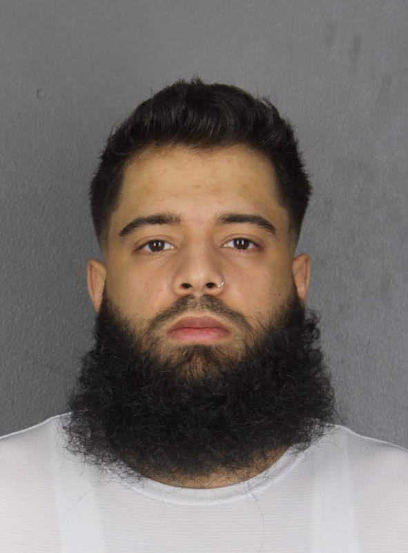 Cops say man had loaded gun, badge while impersonating NYPD officer