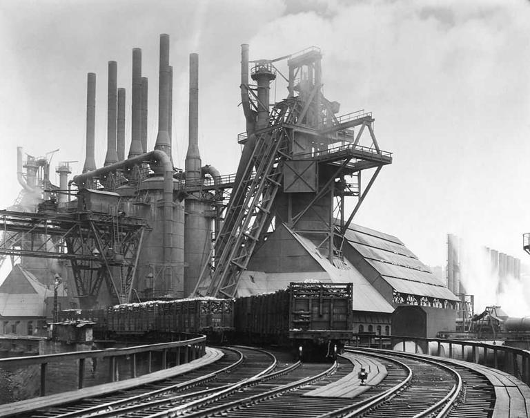 Pittsburgh steel industry celebrates its role in building America