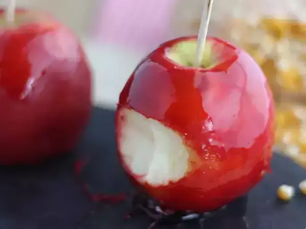 Candy apples - video recipe!