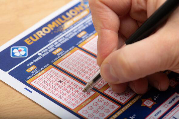 Winning EuroMillions numbers: Full lottery results with Thunderball on ...