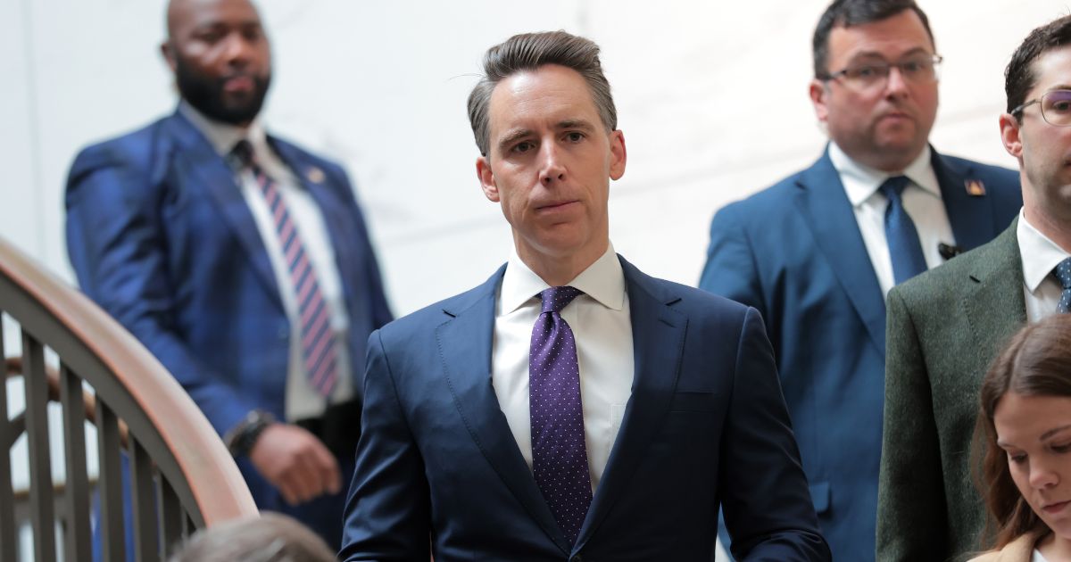 GOP senator gets involved in response to MLB 'penalizing players for ...
