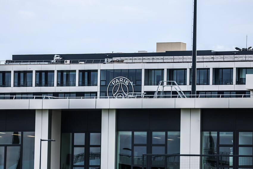 Official – PSG announces a wave of 8 new signings!