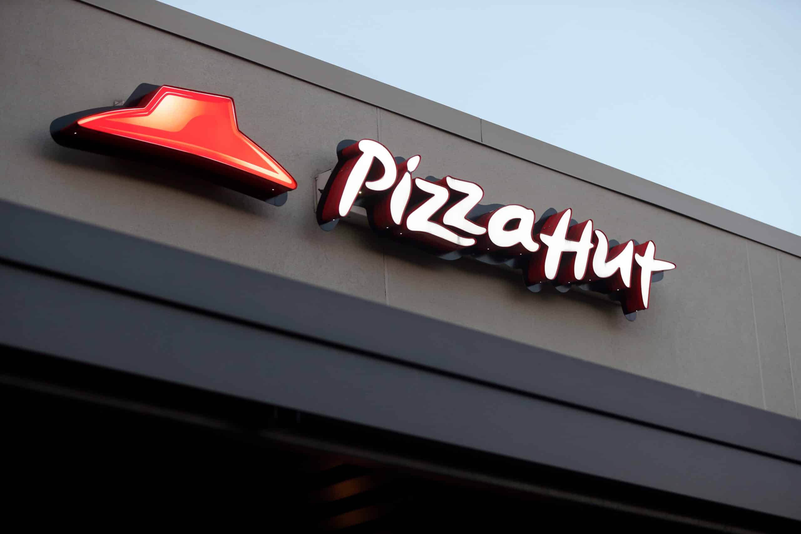 Pizza Hut to be sold for $2.7 billion as delivery culture surges