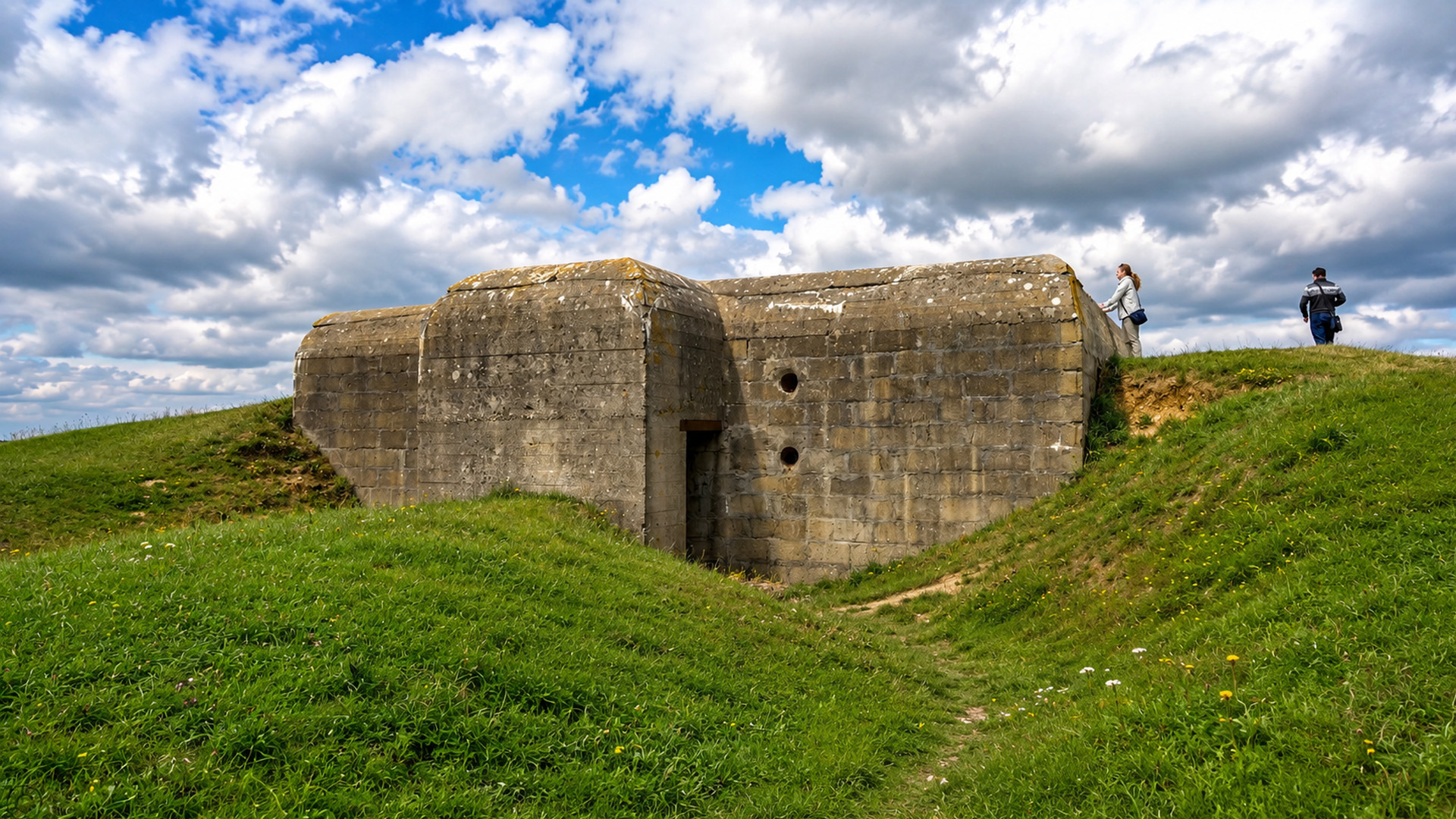 Longues sur Mer battery reveals the guns of the Atlantic Wall (4K)