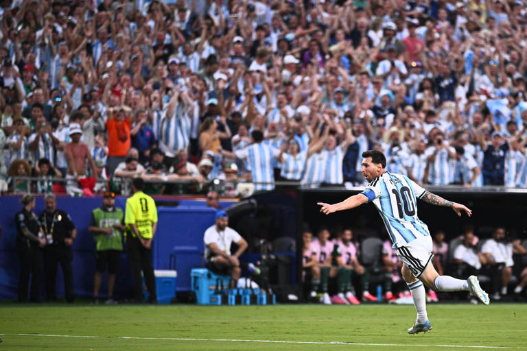 Messi-Doppelpack lässt Argentinien jubeln +++ Haaland schießt Norwegen ...