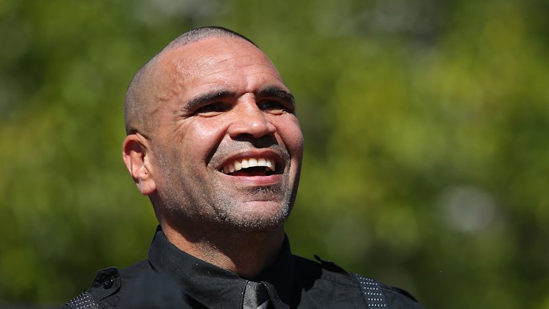 The NSW star Mundine is happy to call ‘the Man’, PM pops into Blues dinner