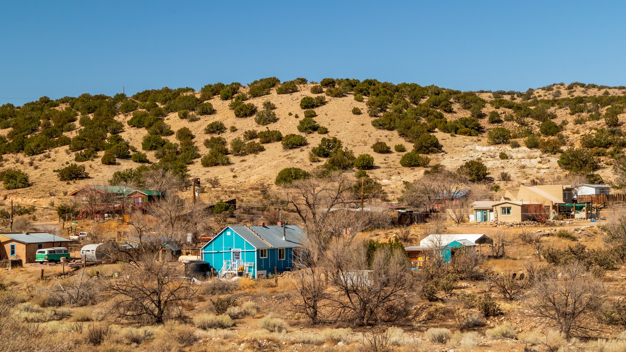 The Turquoise Trail has a secret: a valley town that turned its mine ...