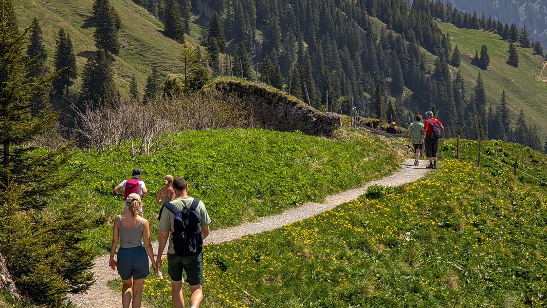 19 essential rules for responsible hiking