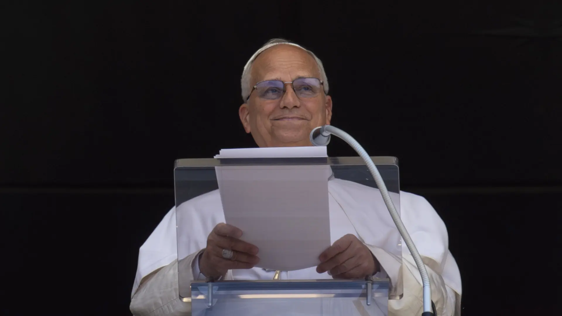 El papa León XIV invita a la clase política española al diálogo y les ...