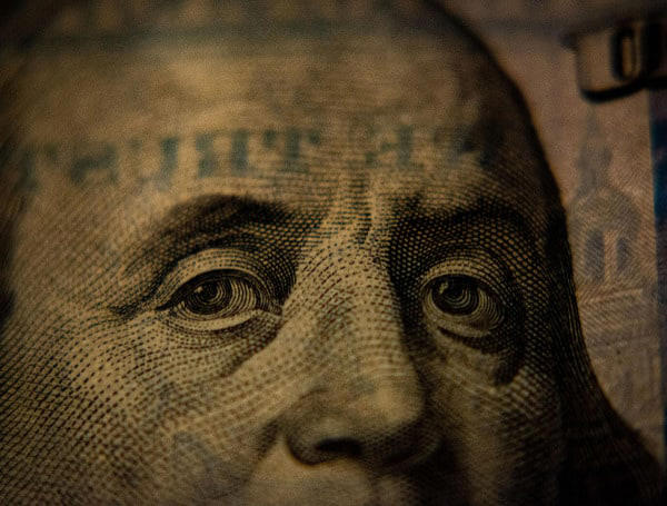 The holiday high is over: Consumer sentiment dips despite dropping gas ...