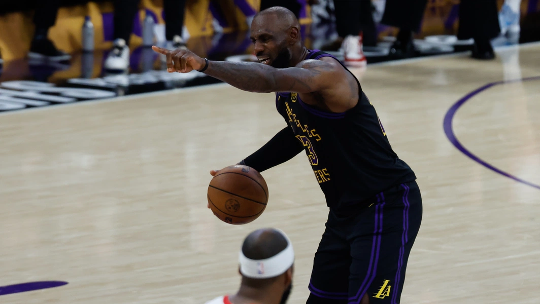 LeBron’s max contract stance tests Lakers’ offseason strategy
