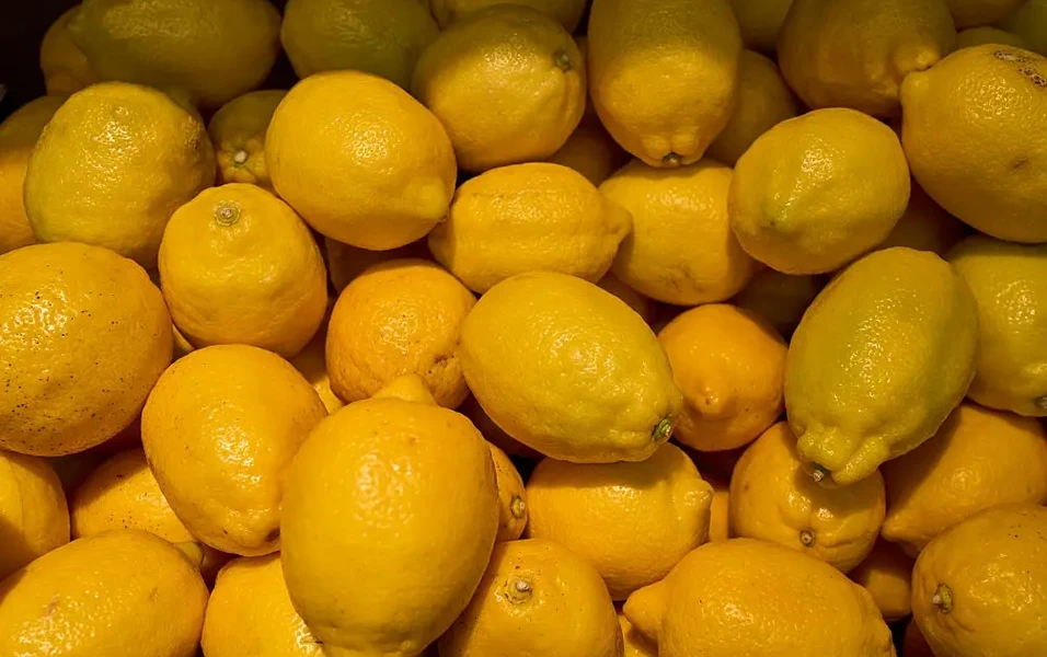 Lemon water hacks for health and flavor