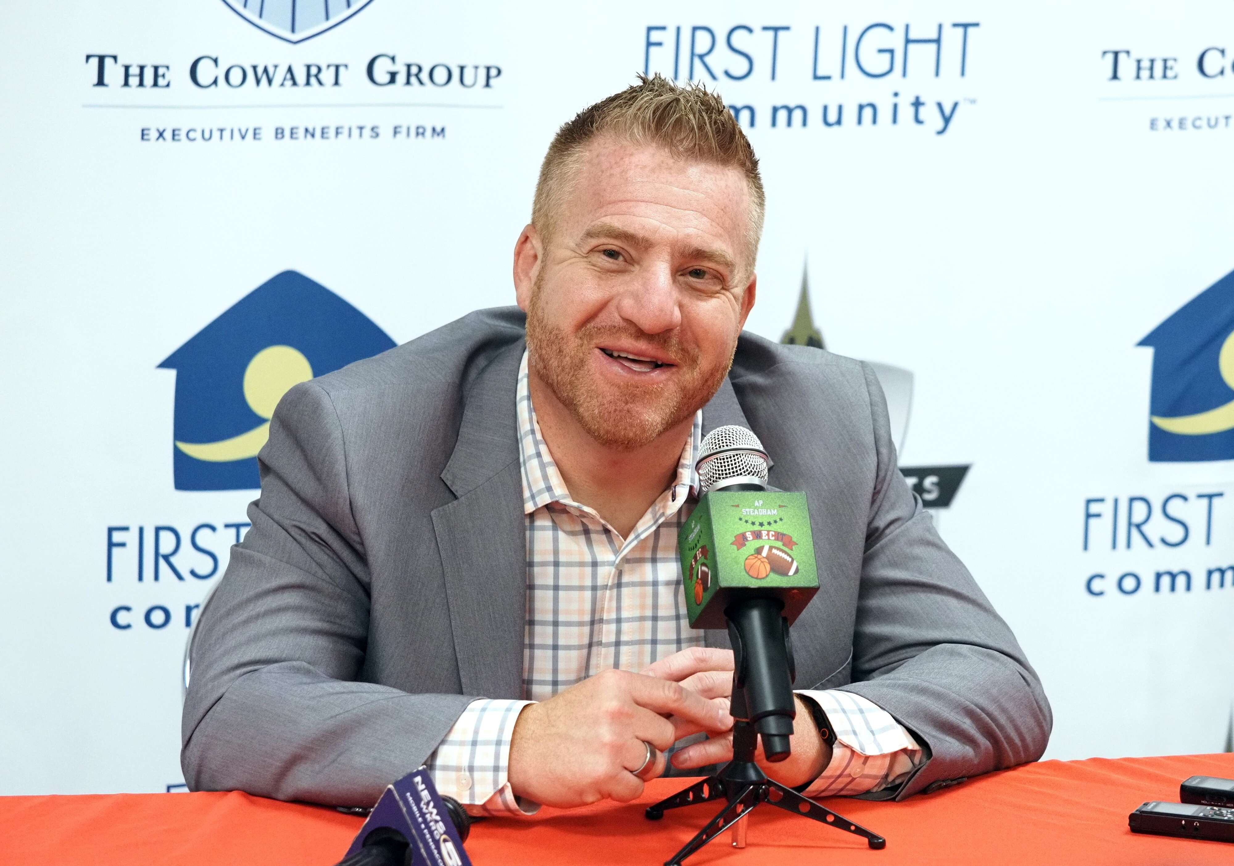 Alex Golesh on first full recruiting cycle at Auburn: 'An interesting ...