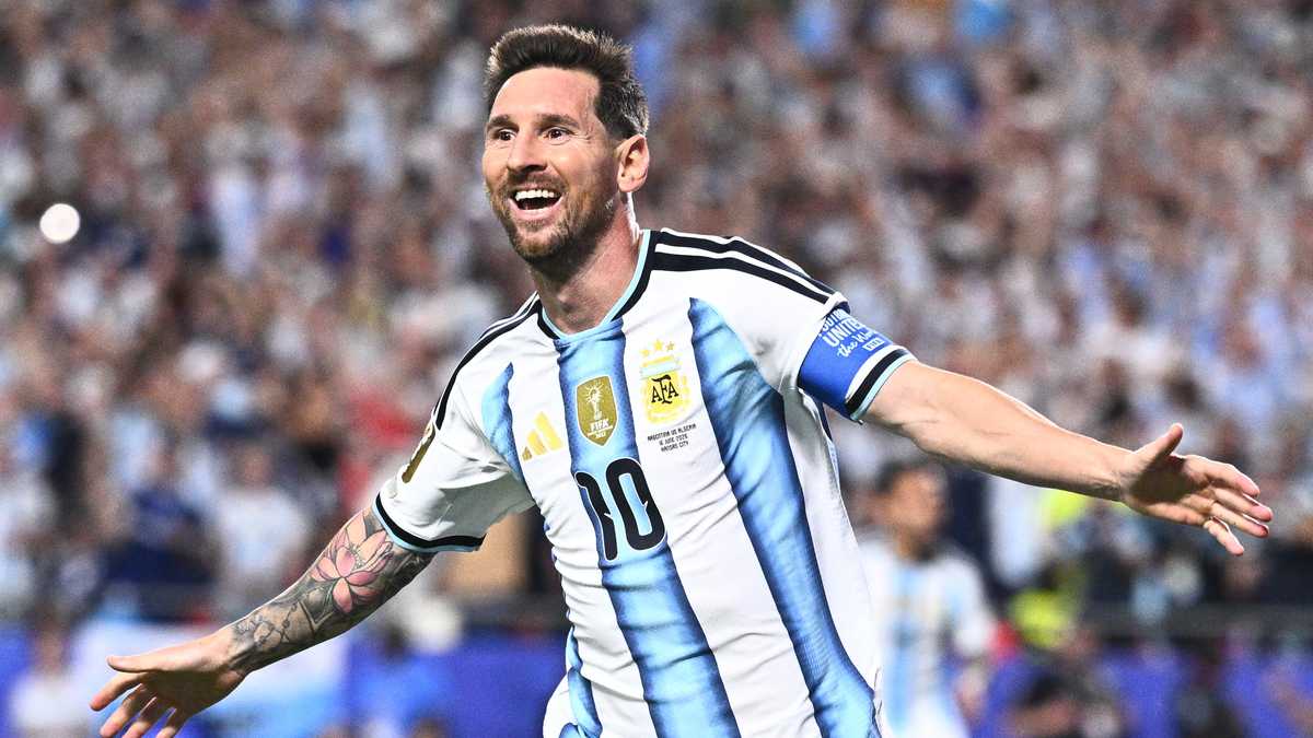 Lionel Messi avoids red card, scores hattrick in perfect World Cup 2026 ...