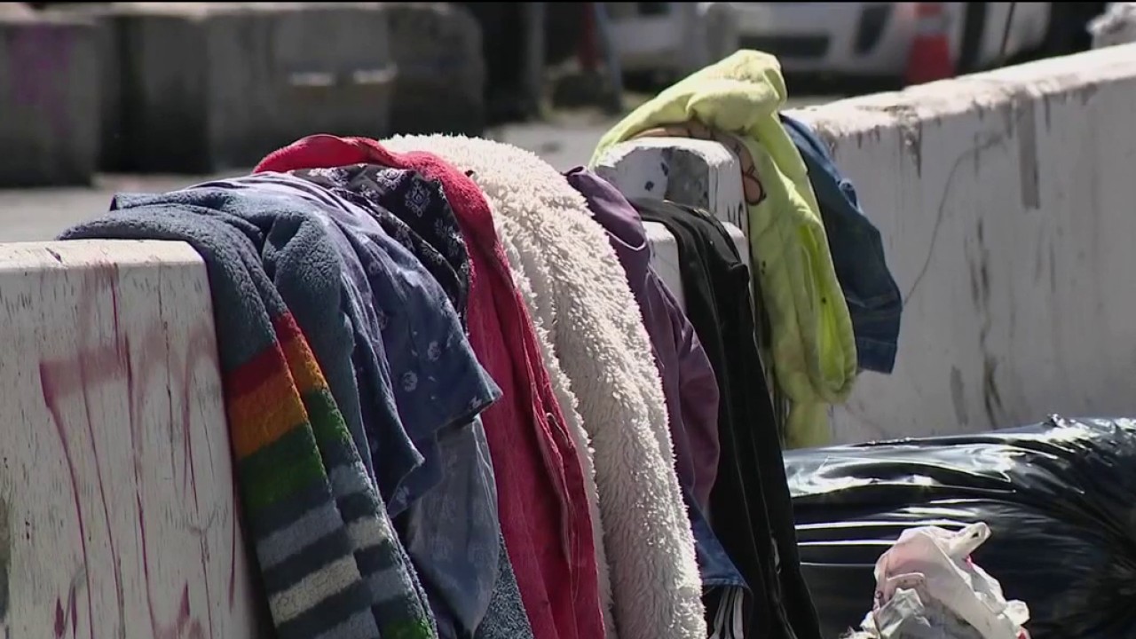 Oakland's illegal-dumping enforcement 'abysmal,' civil grand jury says
