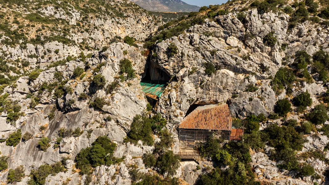 Radiocarbon data reveals 10,000 years of life in Pyrenees