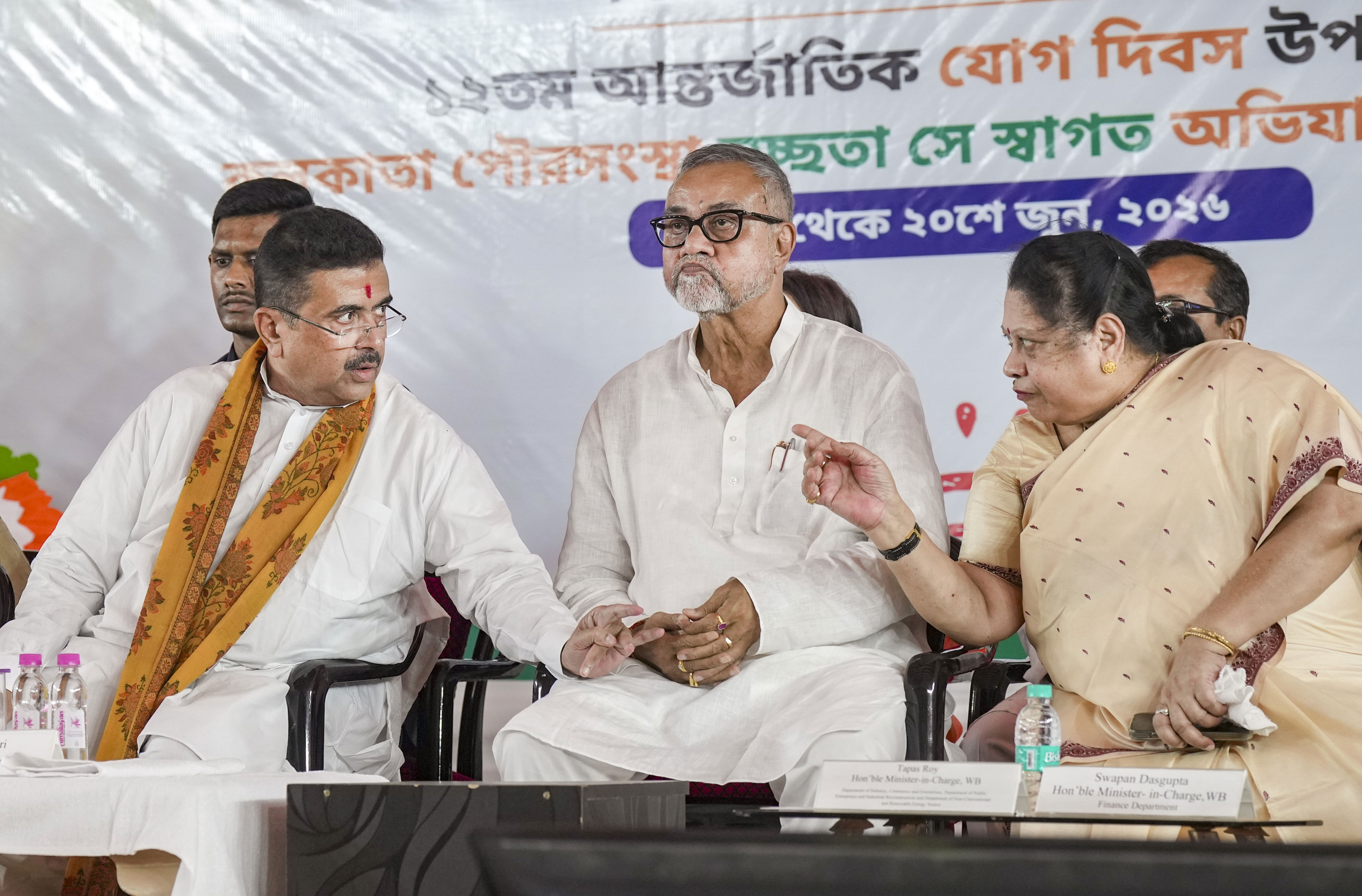 Bengal CM launches cleanliness drive at Hooghly river ghat, stresses on ...