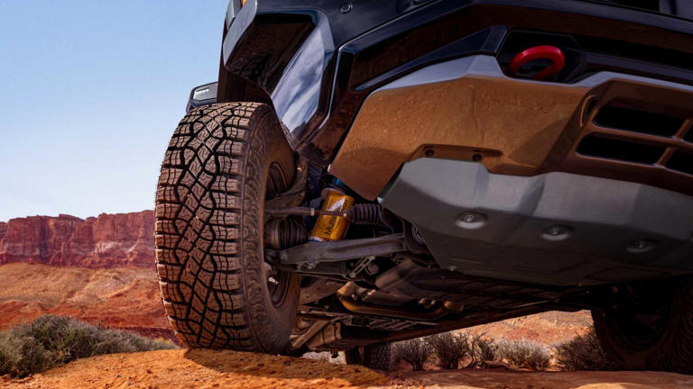 Chevrolet's best-selling vehicle gets a big redesign (and two big V8s)