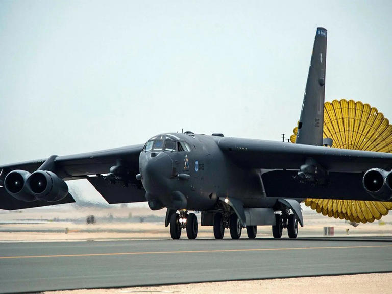 B-52 was in the air a very short time before crashing and killing all 8 ...